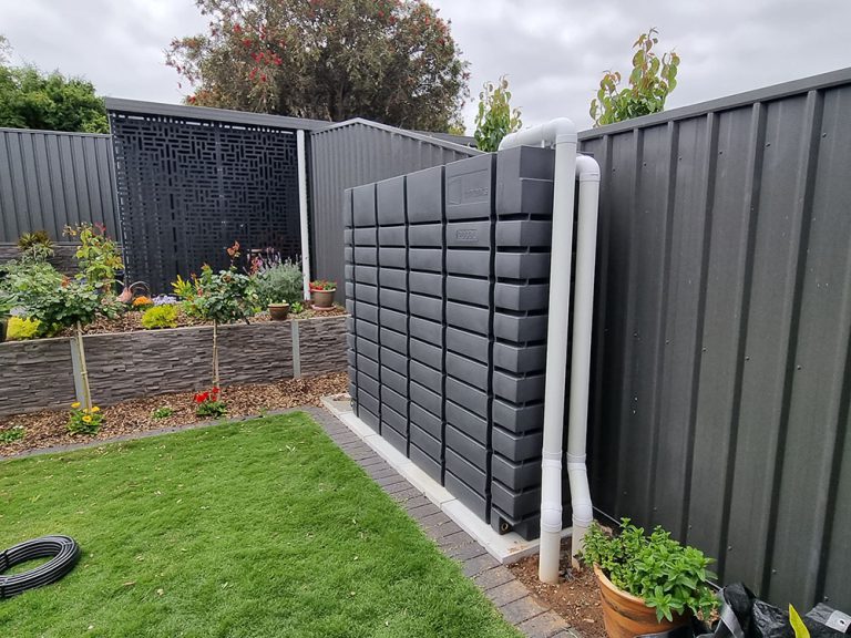 ThinTanks 2000 Litre Water Tank | Vertical Garden Tank | Kingspan Water ...