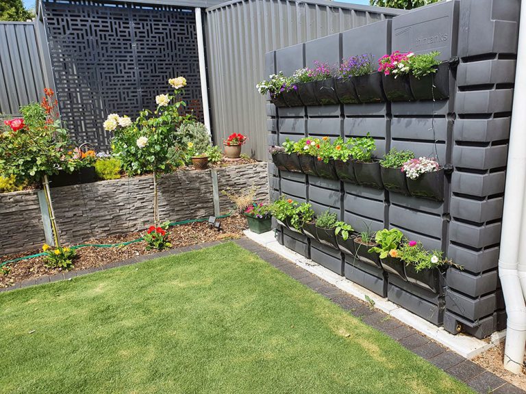 ThinTanks 2000 Litre Water Tank | Vertical Garden Tank | Kingspan Water ...